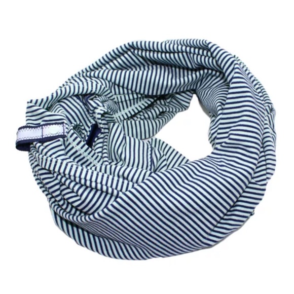 lululemon athletica | Accessories | Lululemon Vinyasa Infinity Blue ...